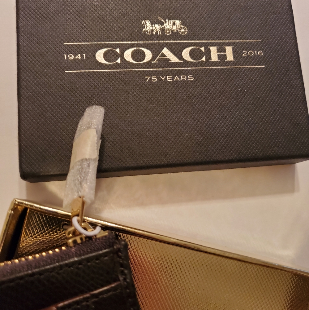 Coach Jet Set Travel Logo Carry - Gem